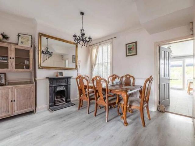 House 2 Bedroom For Sale Datchet Slough 535000 ELS99808503