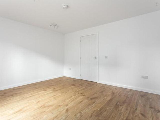 House 2 Bedroom For Sale Edinburgh City Of Edinburgh 230000 ELS101675571