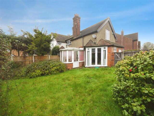 House 2 Bedroom For Sale Epping Essex 450000 ELS100132548