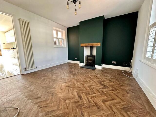 House 2 Bedroom For Sale Farnborough Hampshire 325000 ELS100132663