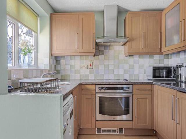 House 2 Bedroom For Sale Feltham Surrey 390000 ELS99808723