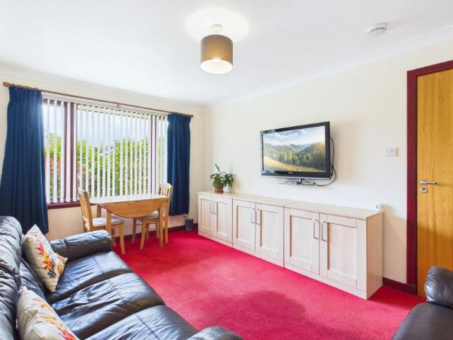 House 2 Bedroom For Sale Kingussie Kingussie 185000 ES103424777