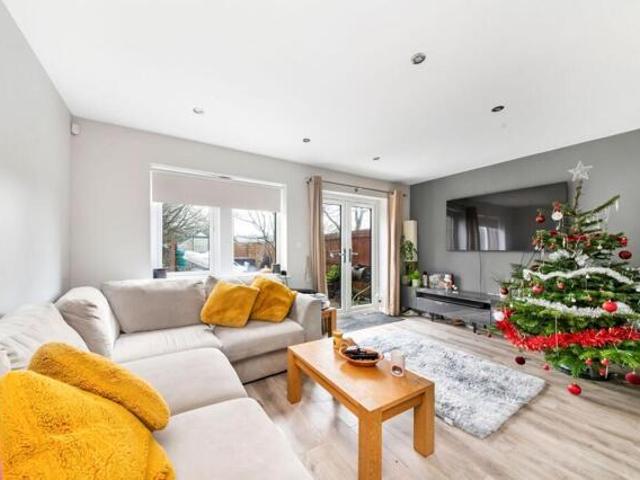 House 2 Bedroom For Sale Kirklees Kirklees 250000 ES99840017