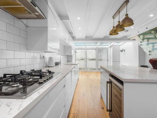 House 2 Bedroom For Sale Hove Brighton And Hove 700000 ES100132459