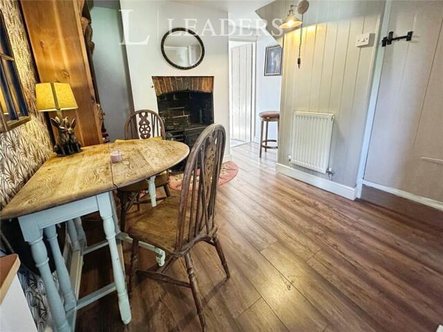 House 2 Bedroom For Sale Horndean Hampshire 290000 ES100825128