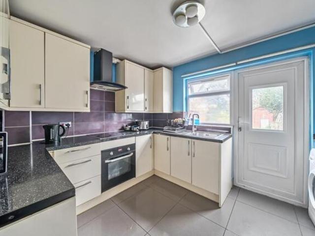 House 2 Bedroom For Sale Hayes Greater London 400000 ES100057756