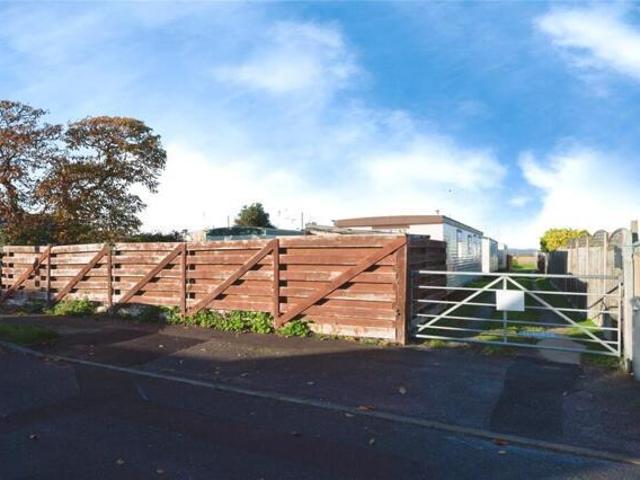 House 2 Bedroom For Sale Hayling Island Hampshire 250000 ELS100615302