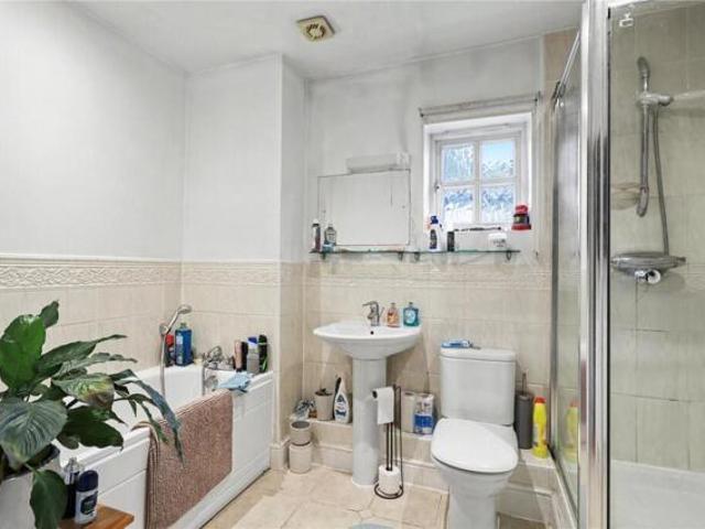 House 2 Bedroom For Sale Haywards Heath West Sussex 325000 ELS100855012