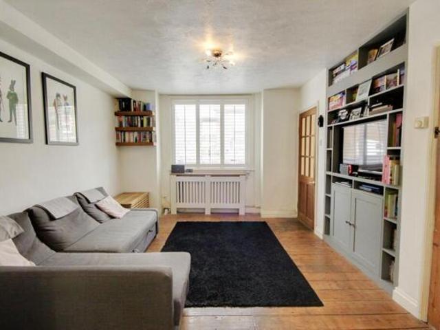 House 2 Bedroom For Sale Haywards Heath West Sussex 365000 ES99952427