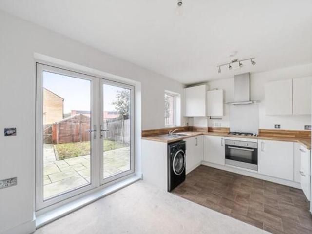 House 2 Bedroom For Sale Hampshire Hampshire 165000 ES100881394