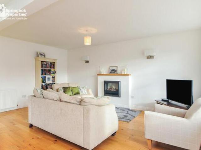 House 2 Bedroom For Sale Harrogate North Yorkshire 255000 ES100366109