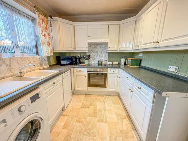 House 2 Bedroom For Sale Hillingdon Hertfordshire 425000 ELS99523490