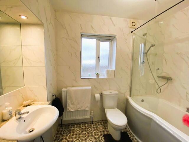 House 2 Bedroom For Sale Oldham Oldham 215000 ES99054869