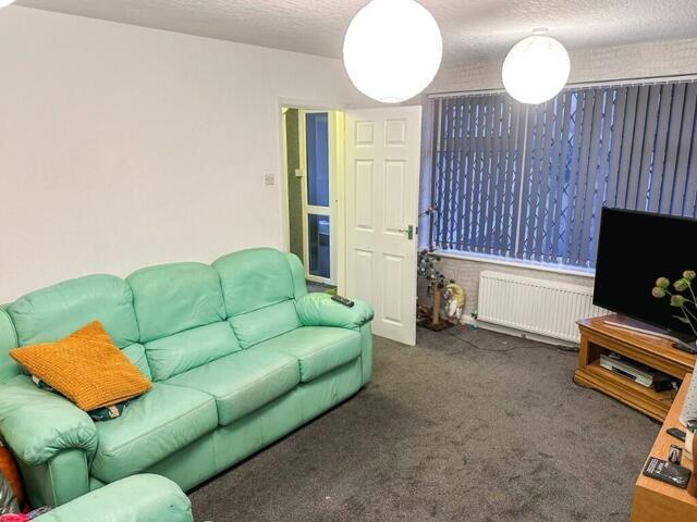 House 2 Bedroom For Sale Oldham Oldham 260000 ELS99895542