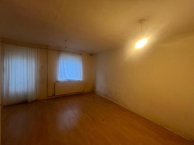 House 2 Bedroom For Sale London Greater London 400000 ELS99571842