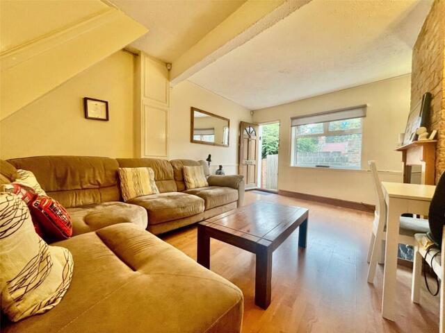 House 2 Bedroom For Sale Londres Greater London 300000 ELS99986631