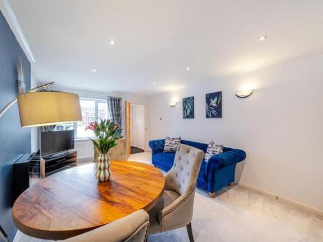 House 2 Bedroom For Sale Leeds Leeds 259995 ES101892358
