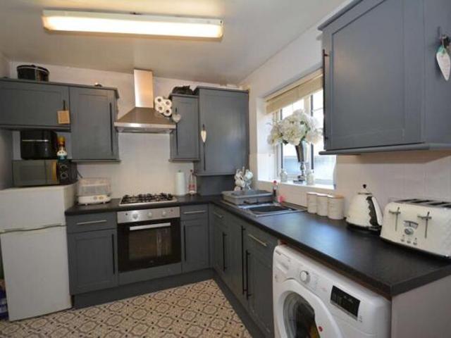 House 2 Bedroom For Sale Leeds West Yorkshire 200000 ES99204076