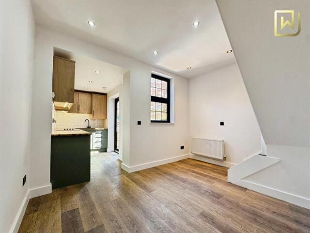House 2 Bedroom For Sale Leek Staffordshire 160000 ELS98801022