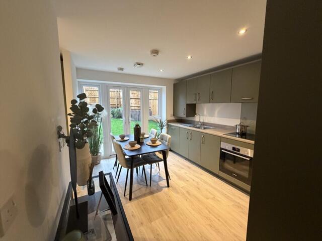 House 2 Bedroom For Sale Leicestershire Leicestershire 290000 ES101675441