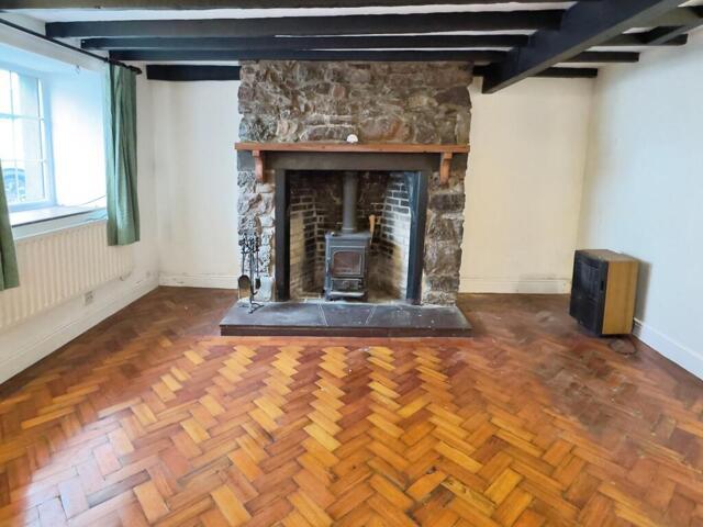 House 2 Bedroom For Sale Llanfairpwllgwyngyll Llanfairpwllgwyngyll 80000 ES100024161