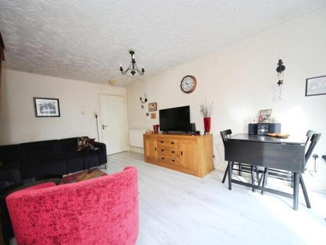 House 2 Bedroom For Sale Luton Bedfordshire 290000 ELS100426683