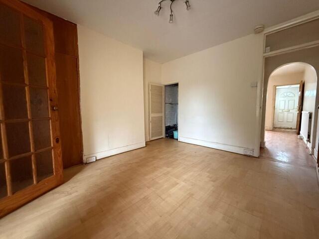 House 2 Bedroom For Sale Maidstone Kent 210000 ELS100953675
