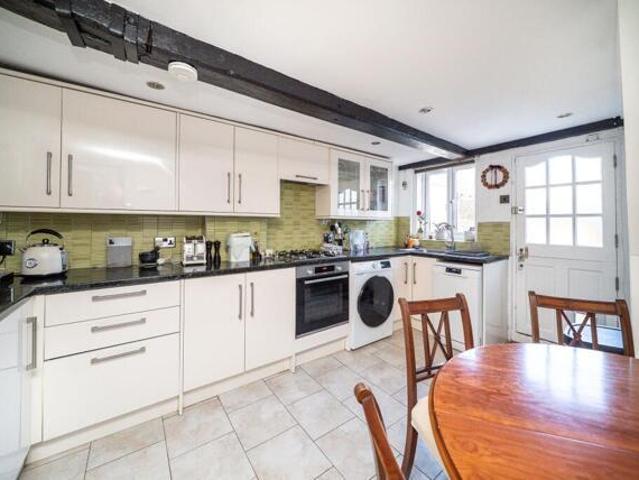 House 2 Bedroom For Sale Markyate Hertfordshire 325000 ELS100733575