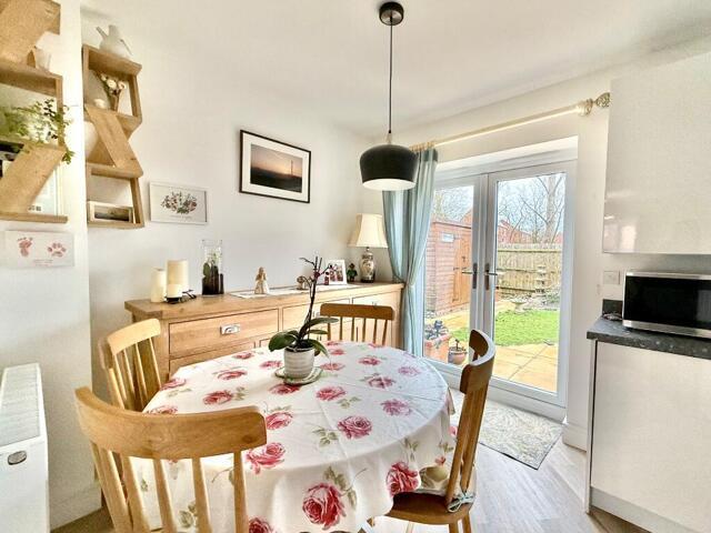 House 2 Bedroom For Sale Meon Vale Meon Vale 260000 ES100096631