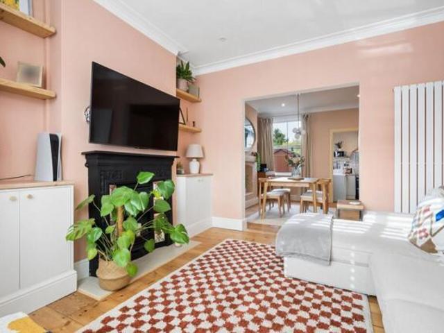House 2 Bedroom For Sale Northwood Greater London 650000 ES101119250