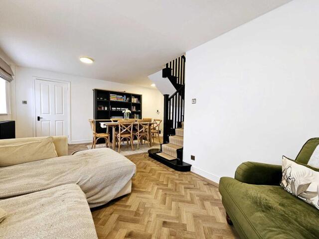 House 2 Bedroom For Sale North Yorkshire North Yorkshire 250000 ES100342956