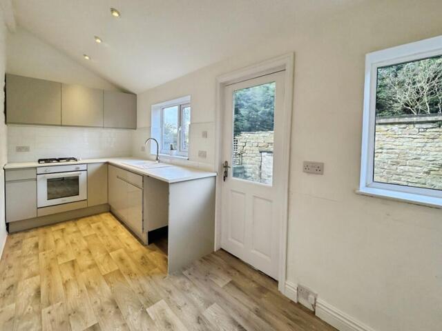 House 2 Bedroom For Sale North Yorkshire Bradford 180000 ES101351941