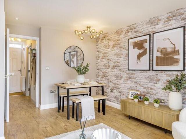 House 2 Bedroom For Sale North Yorkshire Leeds 260000 ES100648680