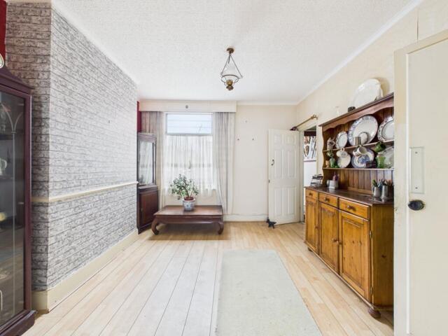 House 2 Bedroom For Sale Northampton Northamptonshire 200000 ELS98612202