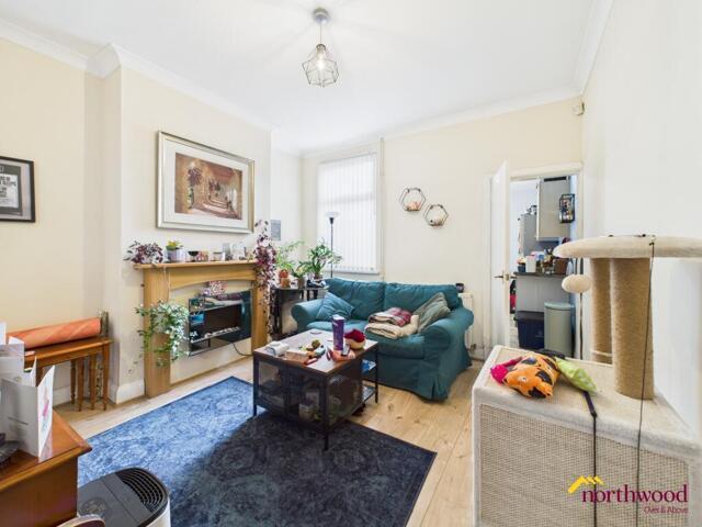 House 2 Bedroom For Sale Newcastle Under Lyme Stoke On Trent 115000 ES98477142