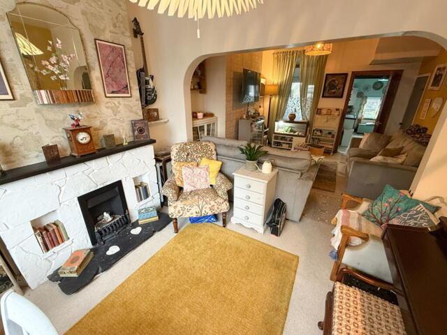 House 2 Bedroom For Sale Newton Abbot Devon 220000 ES100240840