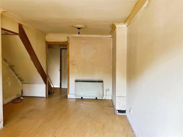 House 2 Bedroom For Sale Southampton Hampshire 140000 ELS100024017