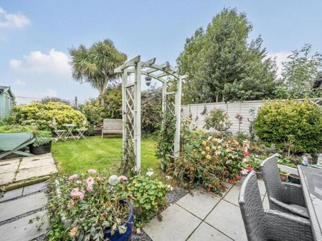 House 2 Bedroom For Sale Shepperton Surrey 500000 ES98903451