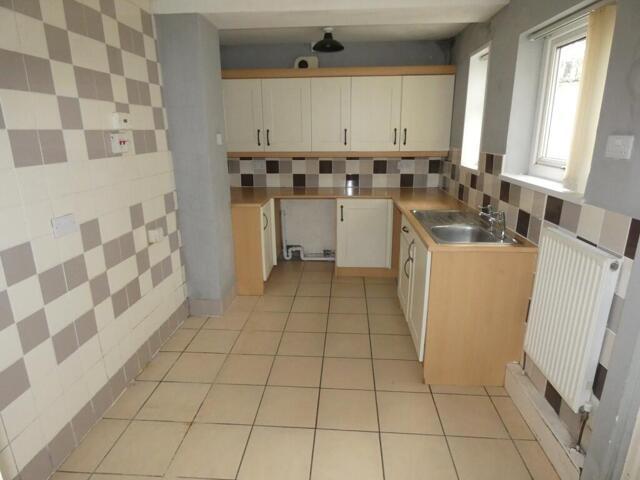 House 2 Bedroom For Sale Skewen Skewen 89995 ES100425993
