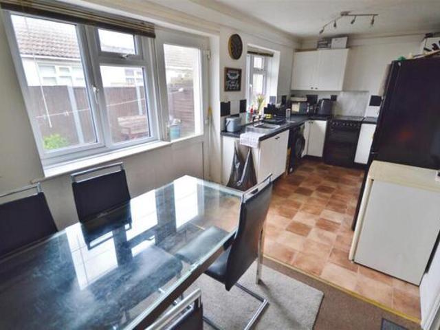 House 2 Bedroom For Sale St. Osyth Essex 150000 ELS100987828