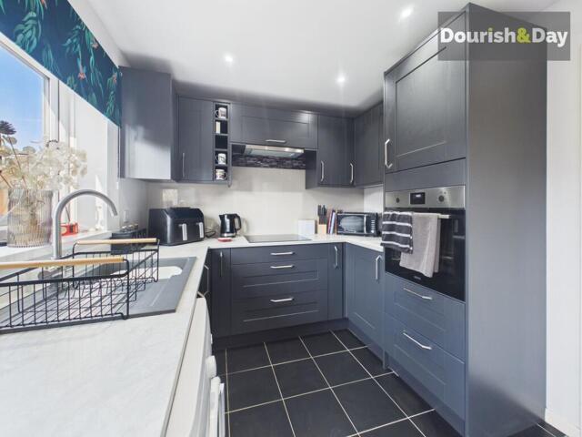House 2 Bedroom For Sale Stafford Staffordshire 200000 ES100953505