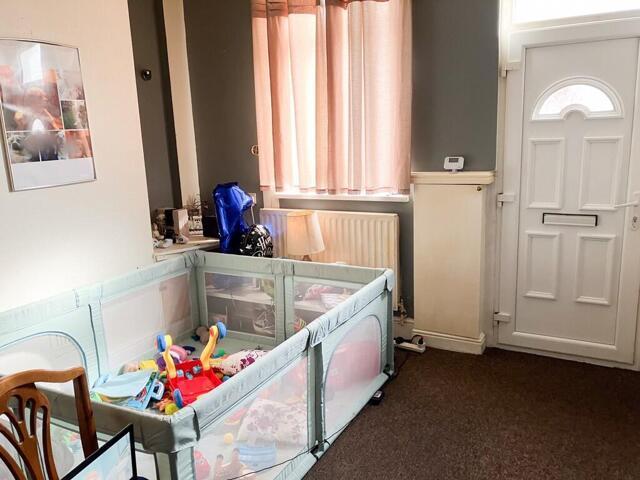 House 2 Bedroom For Sale Stoke On Trent Staffordshire 80000 ES99054773
