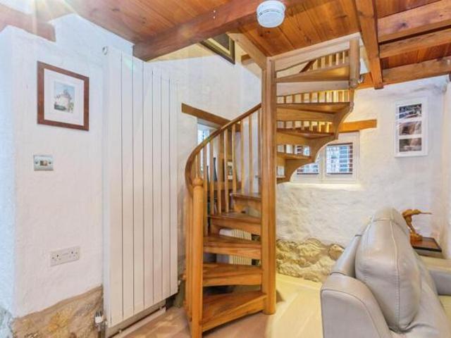 House 2 Bedroom For Sale Stone Gloucestershire 650000 ES101100176