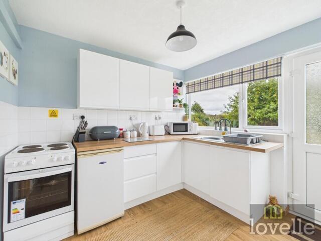 House 2 Bedroom For Sale Sutton On Sea Lincolnshire 180000 ES101678165