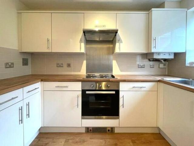 House 2 Bedroom For Sale Surrey Surrey 325000 ELS99092734