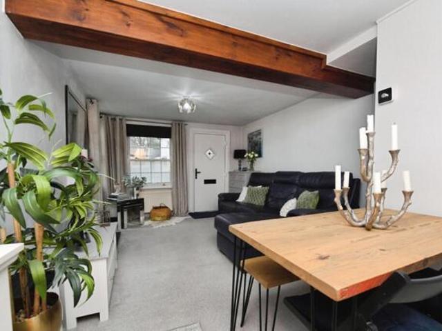 House 2 Bedroom For Sale Rayleigh Essex 340000 ES98335793