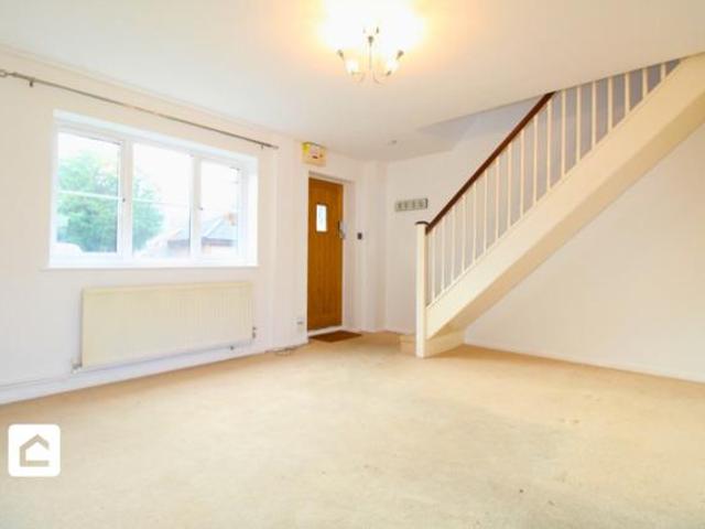 House 2 Bedroom For Sale Redhill Surrey 400000 ELS100096687
