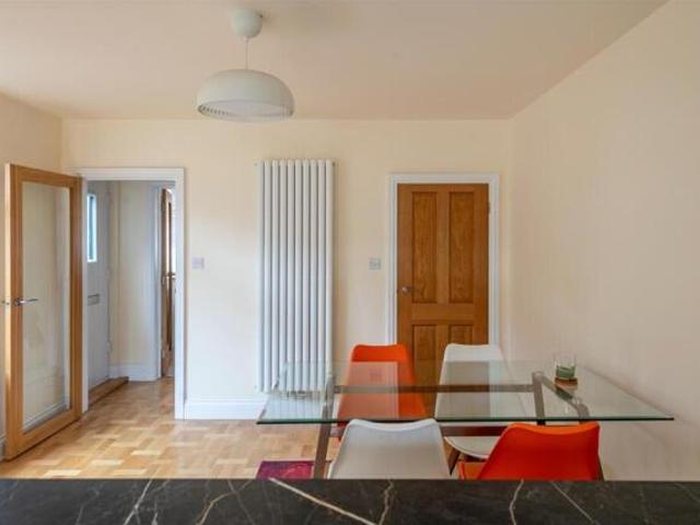 House 2 Bedroom For Sale Reigate Surrey 625000 ES98687772