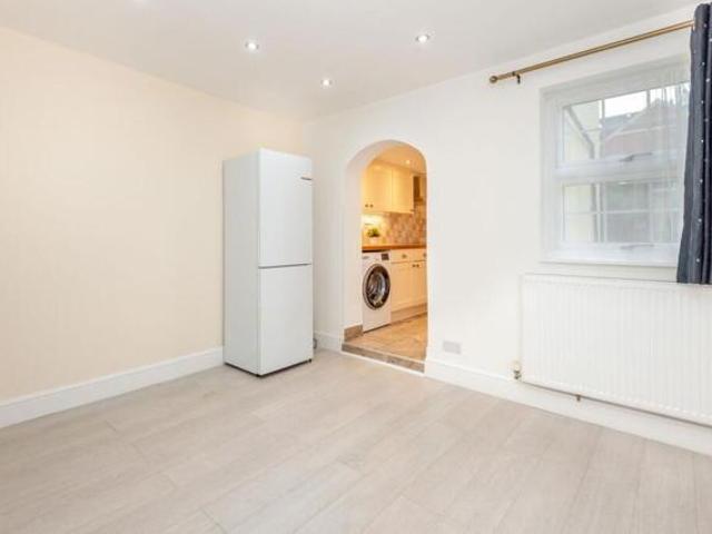 House 2 Bedroom For Sale Rickmansworth Hertfordshire 499999 ES100881331