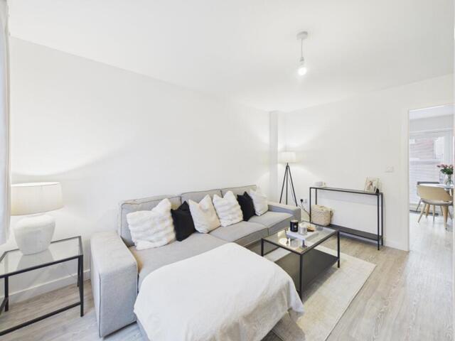 House 2 Bedroom For Sale Worcester Worcestershire 259500 ELS100733718